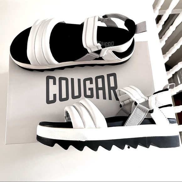Cougar | Shoes | 8 Cougar Pippy White Sandals | Poshmark